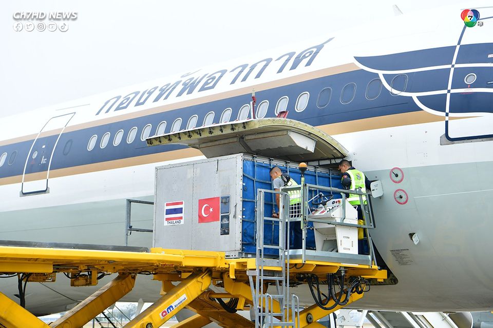 ข่าวกองทัพอากาศ จัดเครื่องบิน Airbus 340-500 นำส่งสิ่งของพระราชทานไปยัง ...