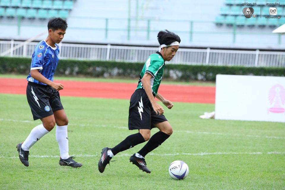 ข่าวประมวลภาพ ฟุตบอลนัดพิเศษ : รวมตัวตึง กระแสดัง แชมป์กีฬา 7HD 2-0 กสศ.